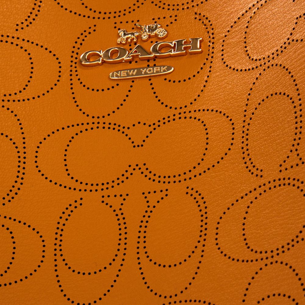 Coach Logo Wallpaper