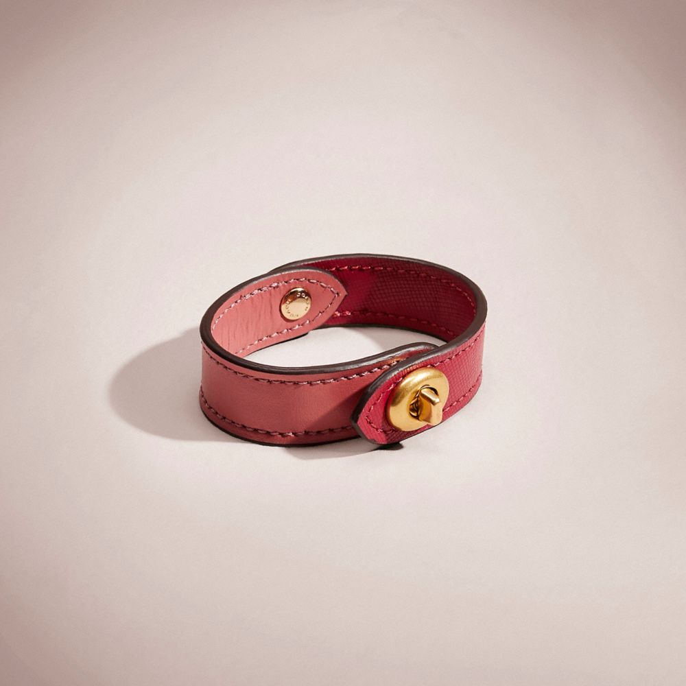 Coach Remade Turnlock Bracelet In Red | ModeSens