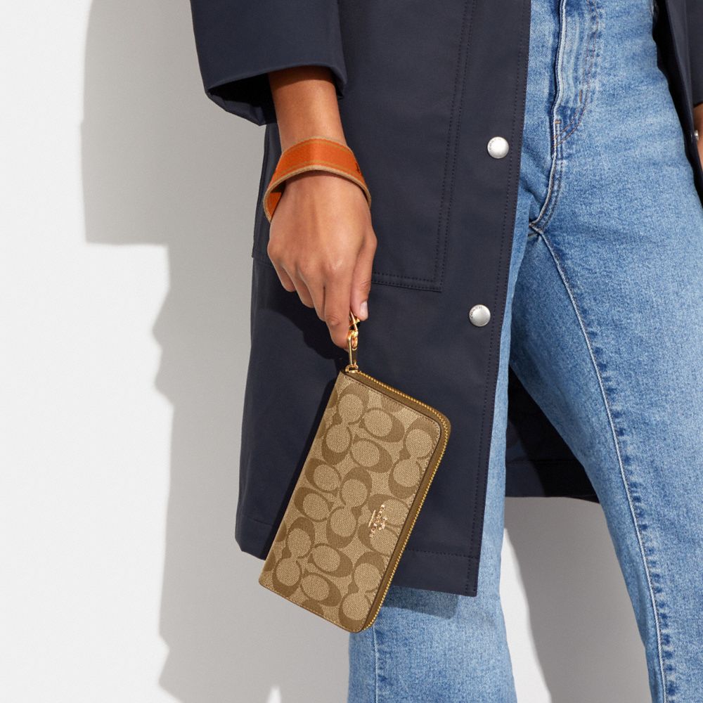Coach Signature Large Brown Wallets